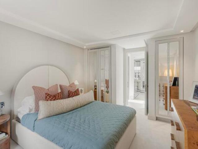 4 bedroom house for rent in Lyall Street, Belgravia, London, SW1X