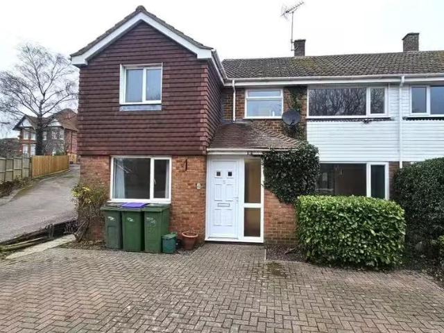 4 bedroom house for rent in Lyminge, CT18