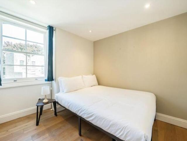 4 bedroom house for rent in Mornington Crescent, Camden, NW1
