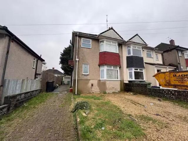 4 bedroom house for rent in Mayville Avenue, Filton, Bristol.