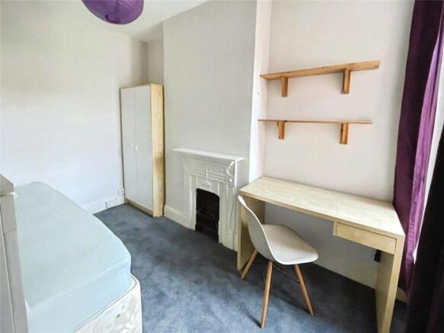 4 bedroom house for rent in Mafeking Road, Southsea, Hampshire, PO4
