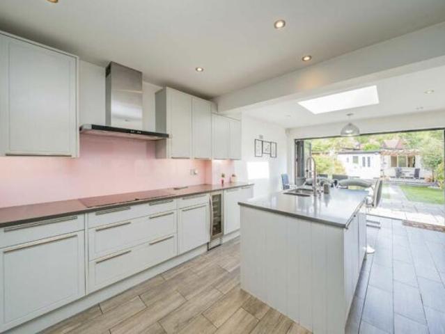 4 bedroom house for rent in Marlborough Road, Isleworth, TW7