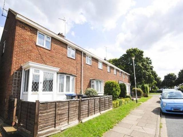 4 bedroom house for rent in Meadow Dell Hatfield Hertfordshire AL10