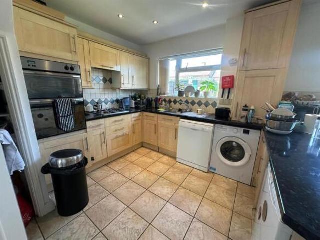 4 bedroom house for rent in Meaden Hill, Headington, Oxford, OX3