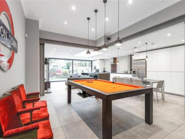 4 bedroom house for rent in Messaline Avenue, London, UK, W3