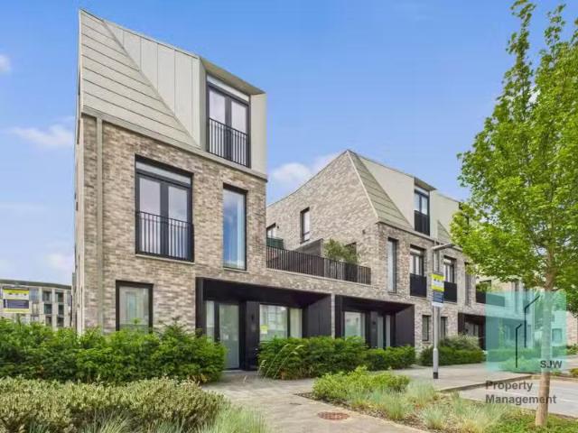 4 bedroom house for rent in Milne Avenue, Cambridge, CB3