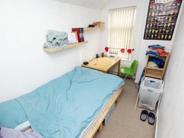 4 bedroom house for rent in Milner Road, Birmingham, West Midlands, B29