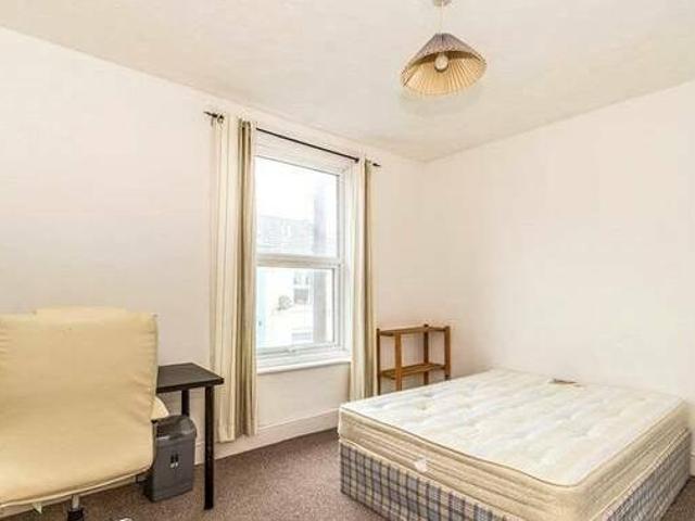 4 bedroom house for rent in Newcome Road Portsmouth Hampshire PO1