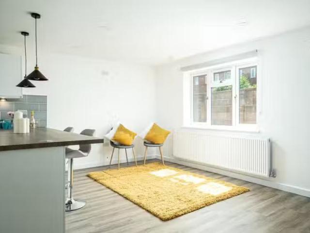 4 bedroom house for rent in Saint John's Crescent, Bristol, BS3