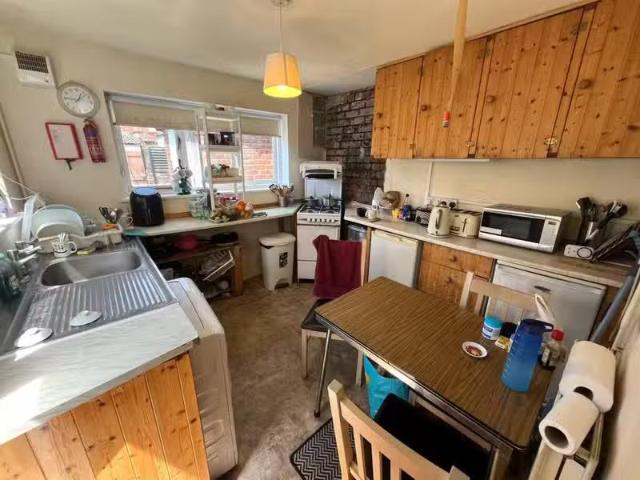 4 bedroom house for rent in Sandford Road, Hotwells, BS8