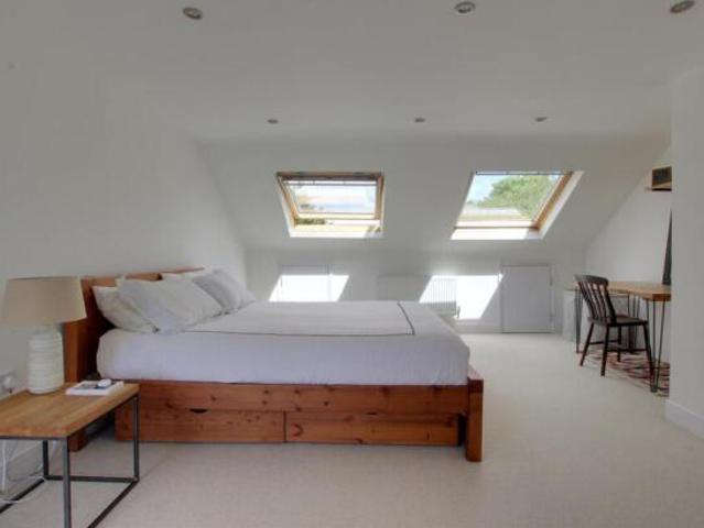 4 bedroom house for rent in Seaford Road, Enfield, EN1