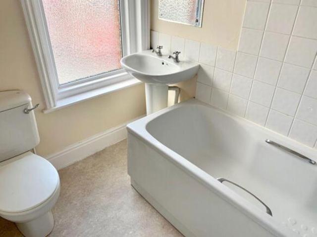 4 bedroom house for rent in Student Four Double Bedrooms Winton P07860, BH9