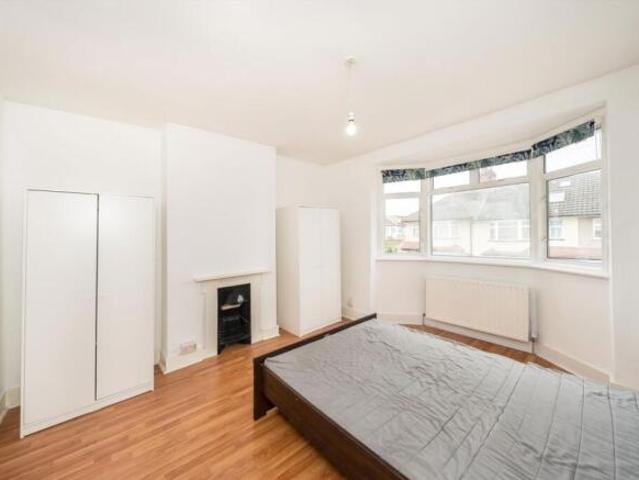 4 bedroom house for rent in St. Barnabas Road, Mitcham, CR4