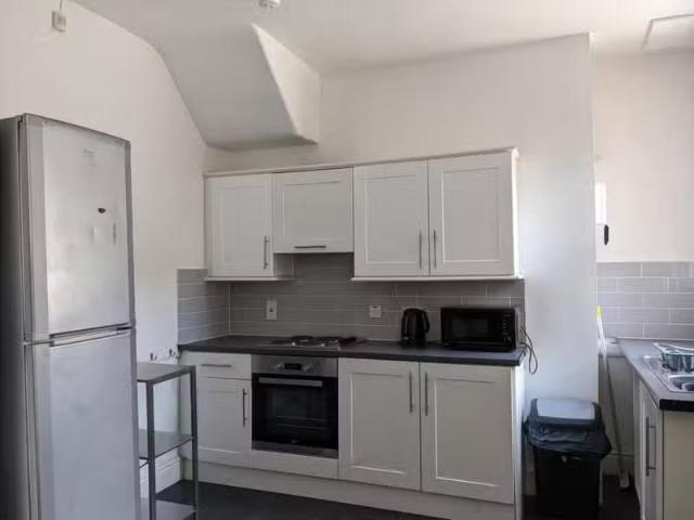 4 bedroom house for rent in Stalbridge Avenue Let Only, Liverp.