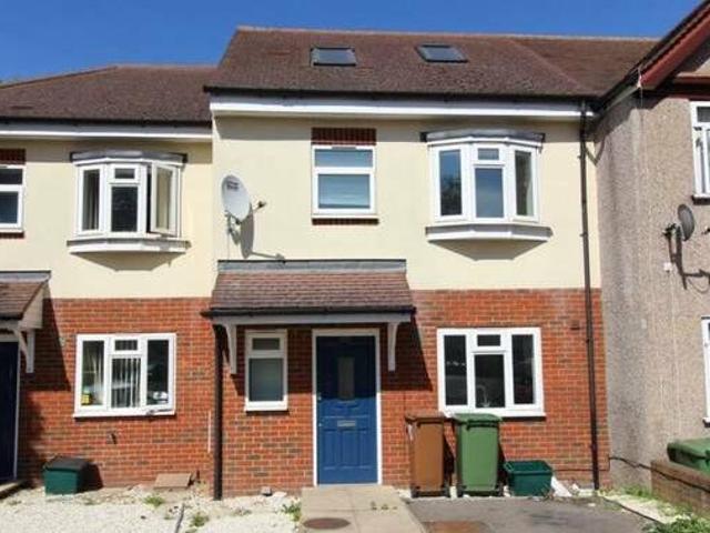 4 bedroom house for rent in Stayton Road Sutton SM1