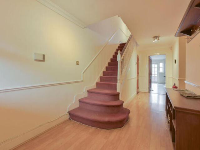 4 bedroom house for rent in Sutton Court Road, Grove Park, London, W4