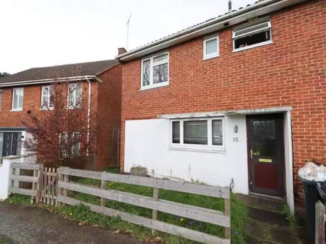 4 bedroom house for rent in Pond Croft, Hatfield,, AL10