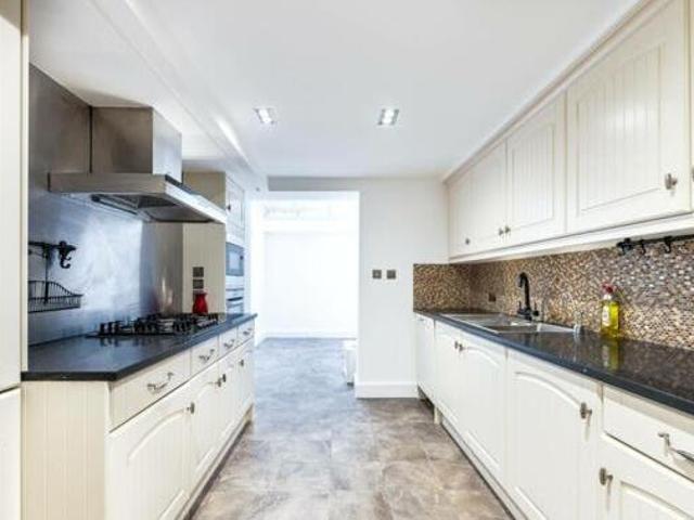 4 Bedroom House For Rent In Portobello, London