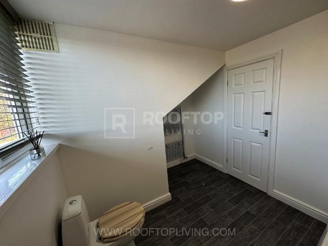 4 bedroom house for rent in Quarry Street, Leeds, LS6