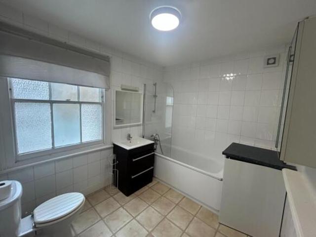 4 bedroom house for rent in Quentin Road, Lewisham, SE13