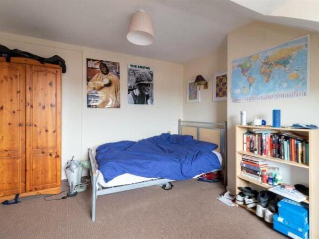 4 bedroom house for rent in Royal Park Avenue, Hyde Park, Leeds, LS6