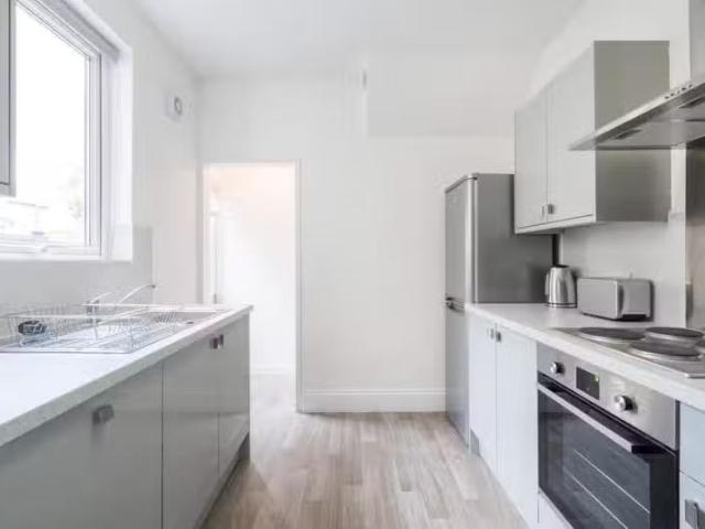4 bedroom house for rent in Repton Road 4 bed, Brislington.