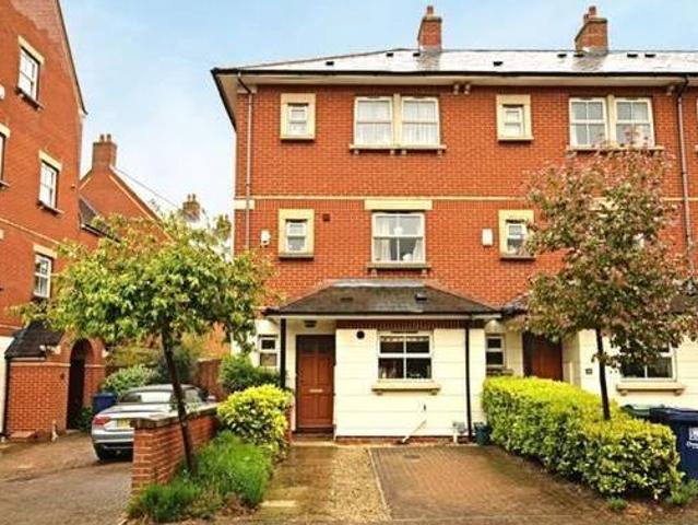 4 bedroom house for rent in Rickyard Close city Centre OX1