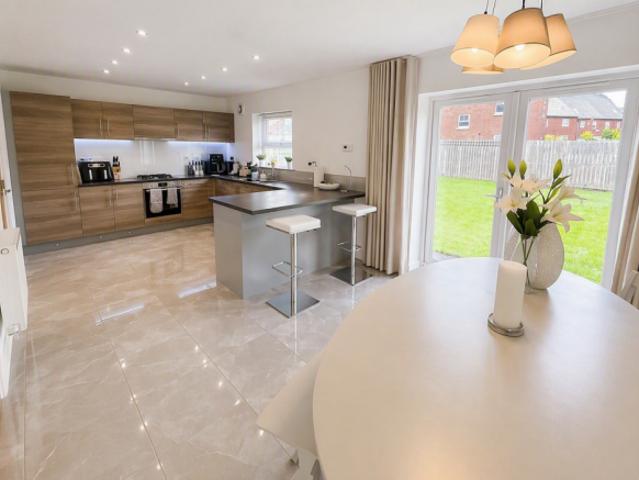 4 bedroom house for rent in Richmond Park Road, Derby, DE22 4PL, DE22