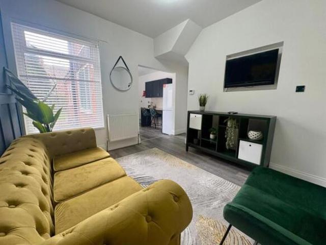 4 bedroom house for rent in Walgrave Street, Hull, HU5