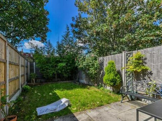 4 Bedroom House For Rent In Walthamstow, London