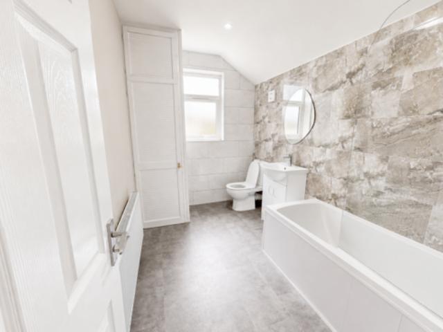 4 bedroom house for rent in Warwards Lane, Selly Oak, Birmingham, B29 7DJ, B29