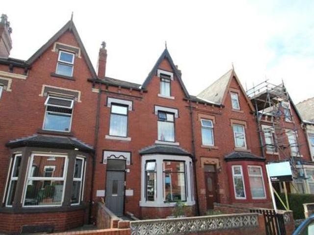 4 Bedroom House For Rent In West Yorkshire, Uk