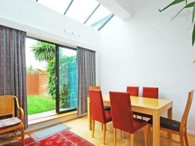 4 Bedroom House For Rent In West Hampstead, London