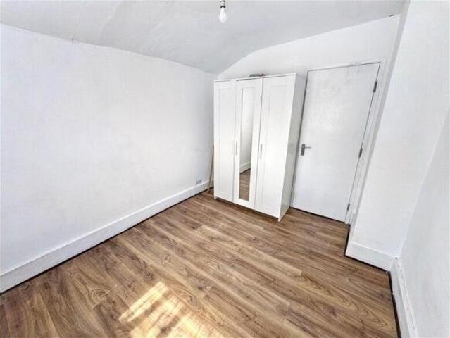 4 bedroom house for rent in Westdown Road, Stratford, E15