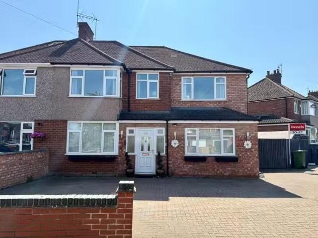 4 bedroom house for rent in Whitmore Road, Leamington Spa, CV31