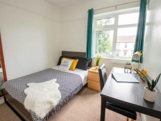 4 bedroom house for rent in Whitstable Road, Canterbury, Kent, CT2