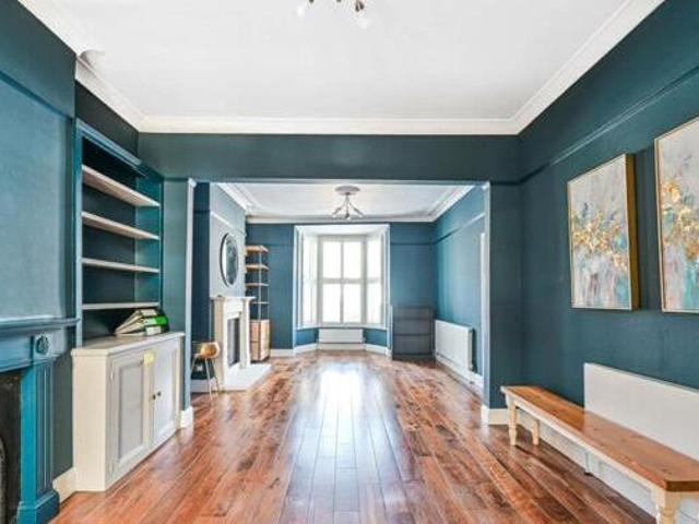 4 Bedroom House For Rent In Wimbledon, London