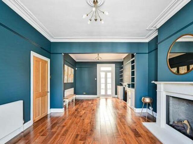 4 Bedroom House For Rent In Wimbledon, London