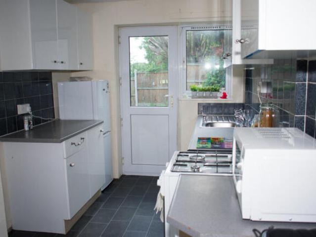 4 bedroom house for rent in Tenterden Drive, Canterbury, CT2