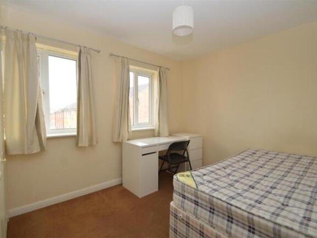 4 bedroom house for rent in Thackeray Road, Horfield, Bristol, BS7