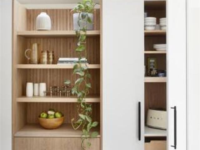 4 bedroom house for rent in Vanderbilt Road, Earlsfield, London, SW18