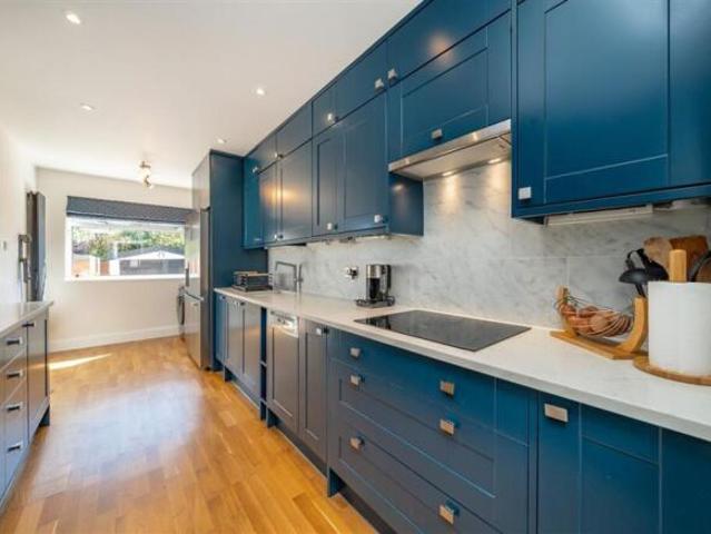 4 bedroom house for rent in Vincent Gardens, Cricklewood, NW2
