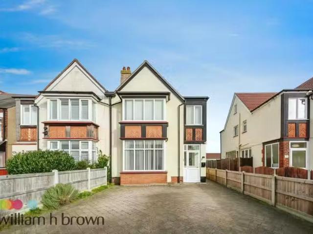 4 bedroom house for rent in Vista Road, CLACTON ON SEA, CO15