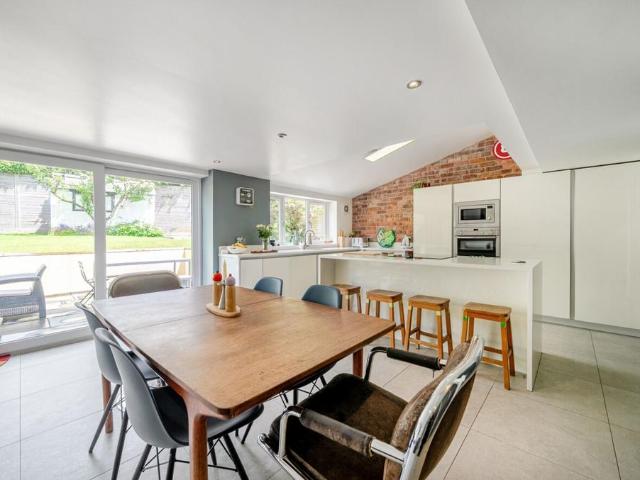 4 bedroom house for sale