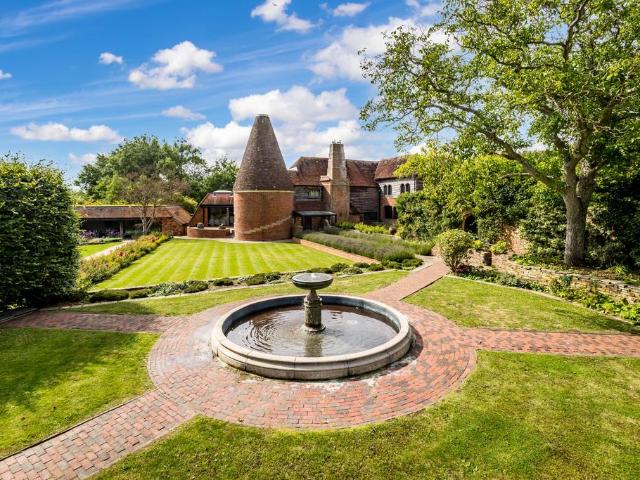 4 bedroom house for sale