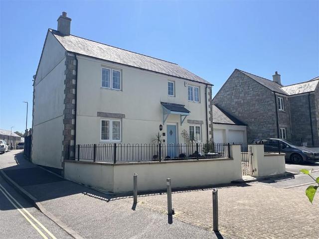 4 bedroom house for sale
