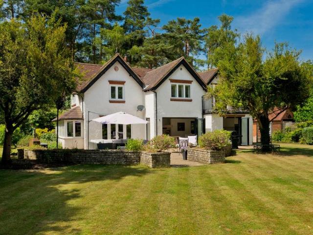 4 bedroom house for sale