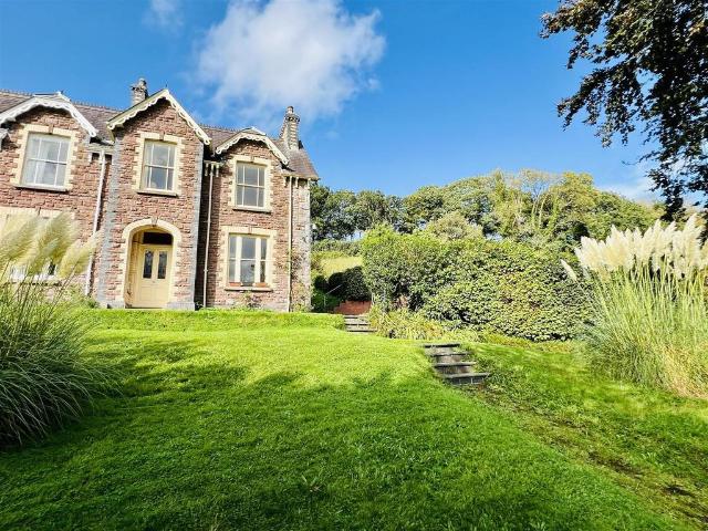 4 bedroom house for sale