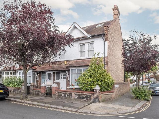 4 bedroom house for sale
