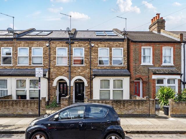 4 bedroom terraced house for sale